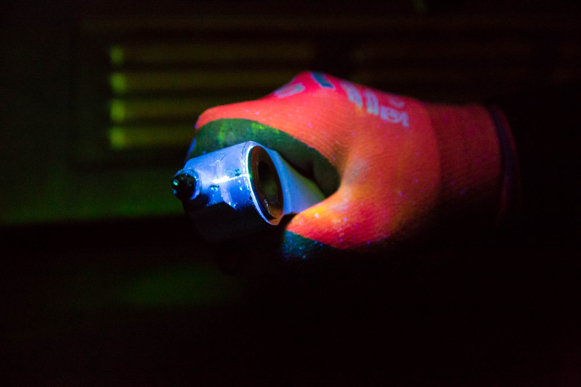 NDO Penetrant Onderzoek/Inspecties - Tiat Europe B.V. NDO Penetrant Onderzoek/Inspecties - Tiat Europe B.V.