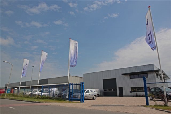 About TiaT - Tiat Europe B.V.